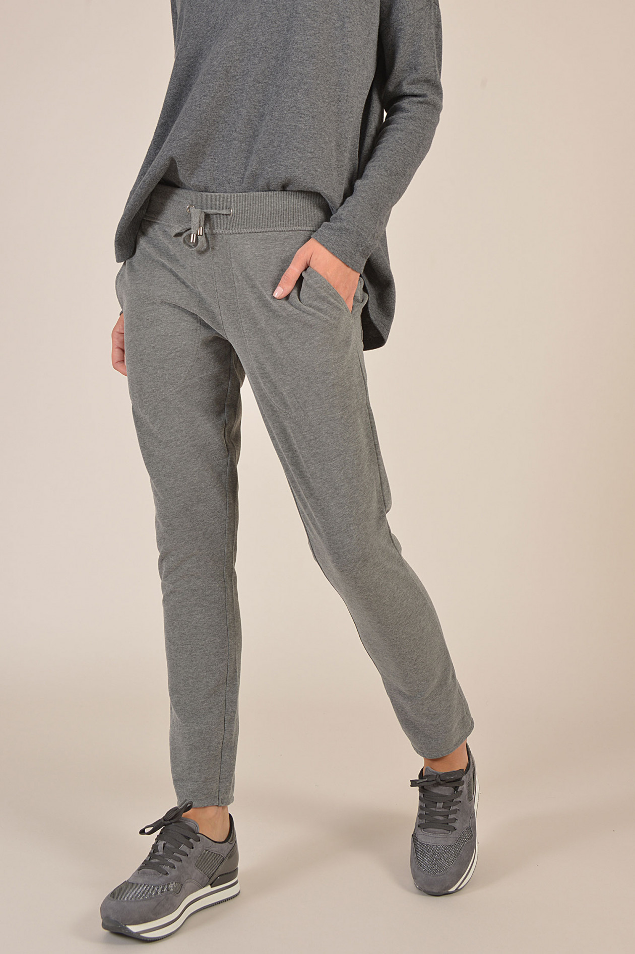 Juvia Jogginghose In Grau Meliert Gruener At