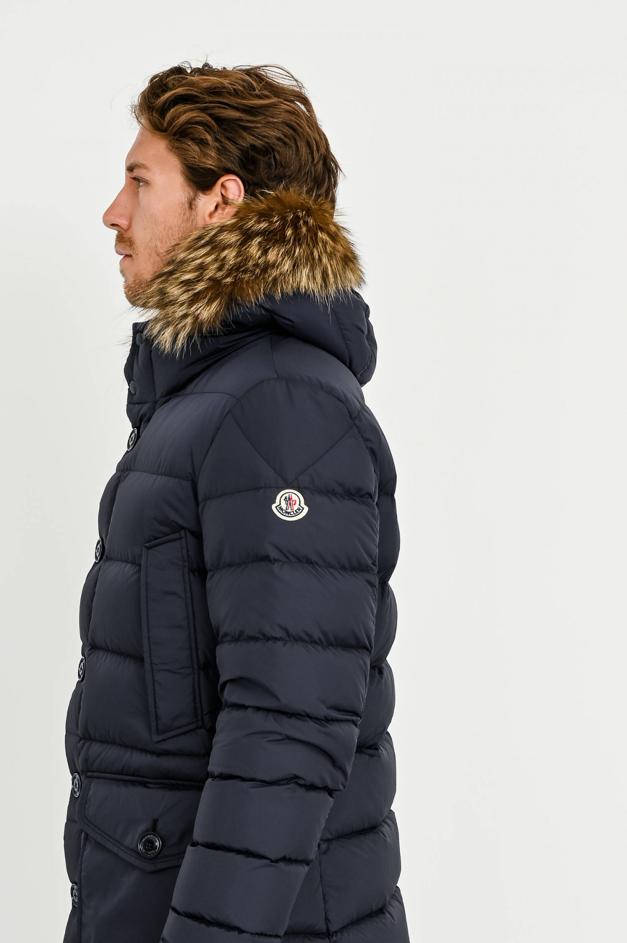 Moncler pelz store